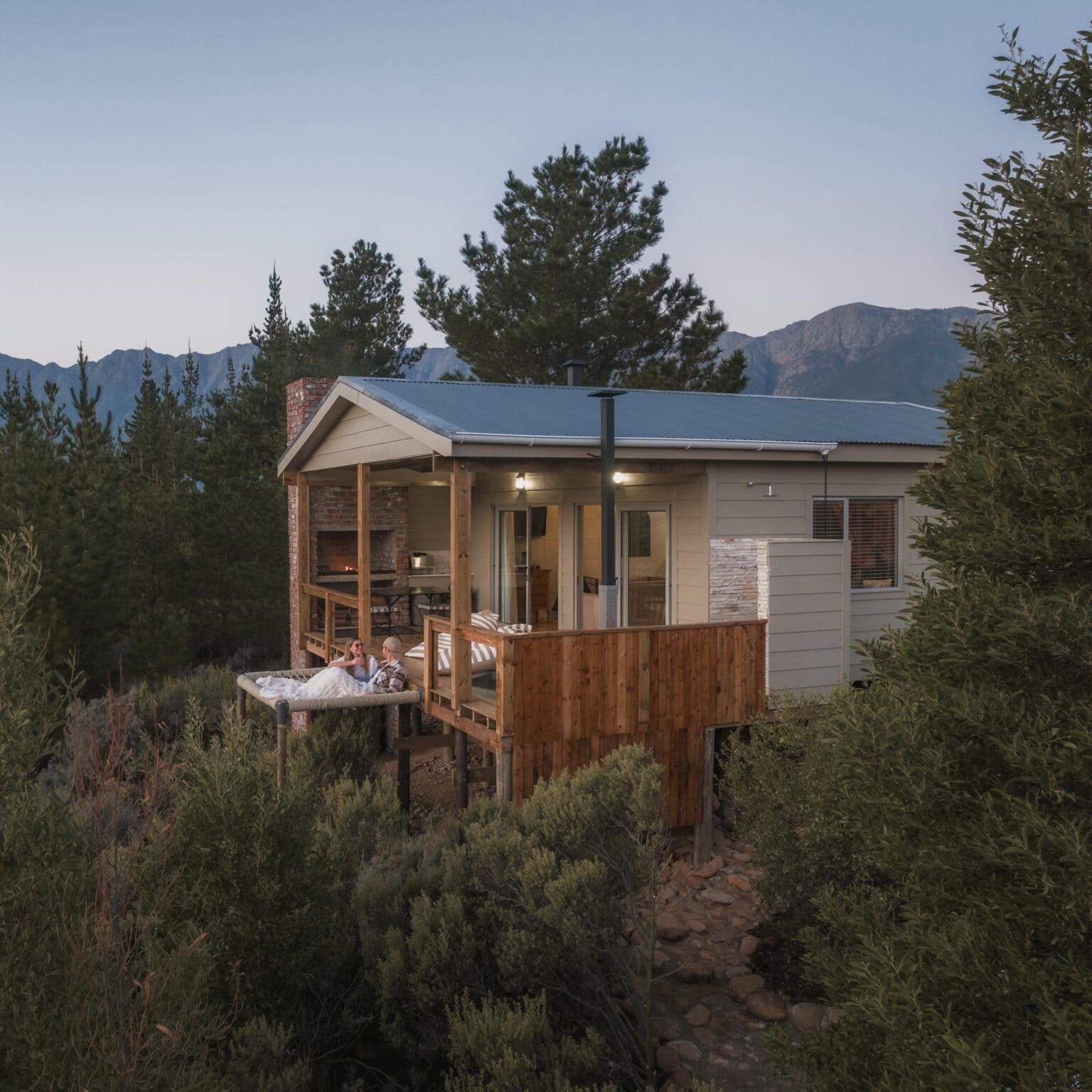 Home | Cabin Fever Escapes