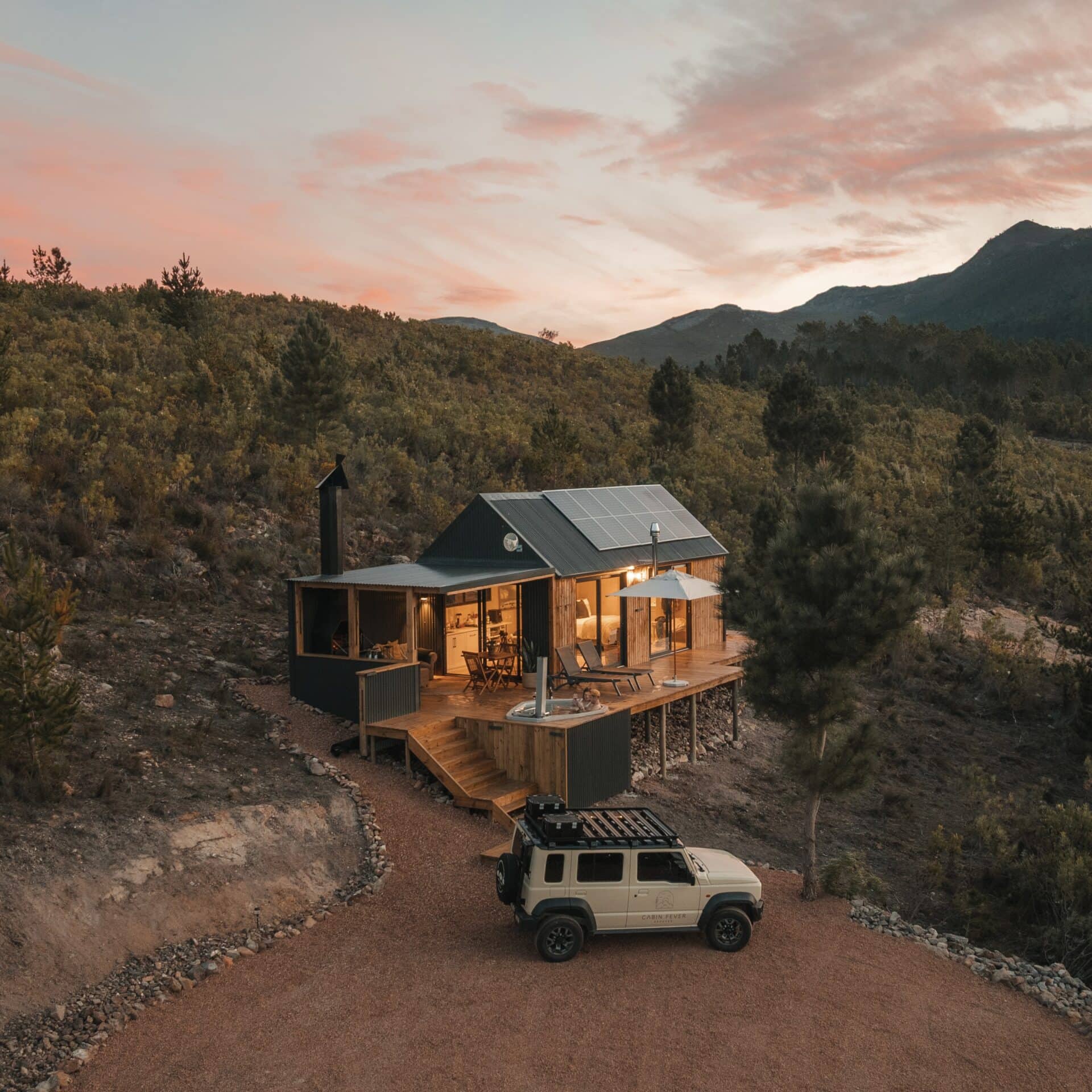 Sol Cabin | Cabin Fever Escapes